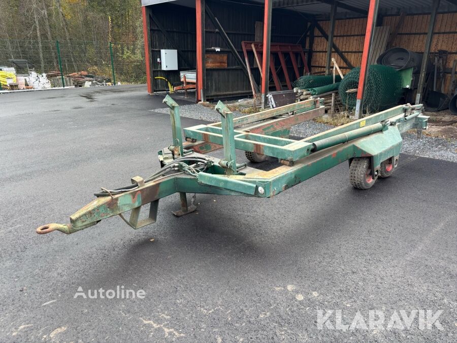 Prodaje se Bygelvagn med 7st containrar prikolicu za kontejnere na aukciji