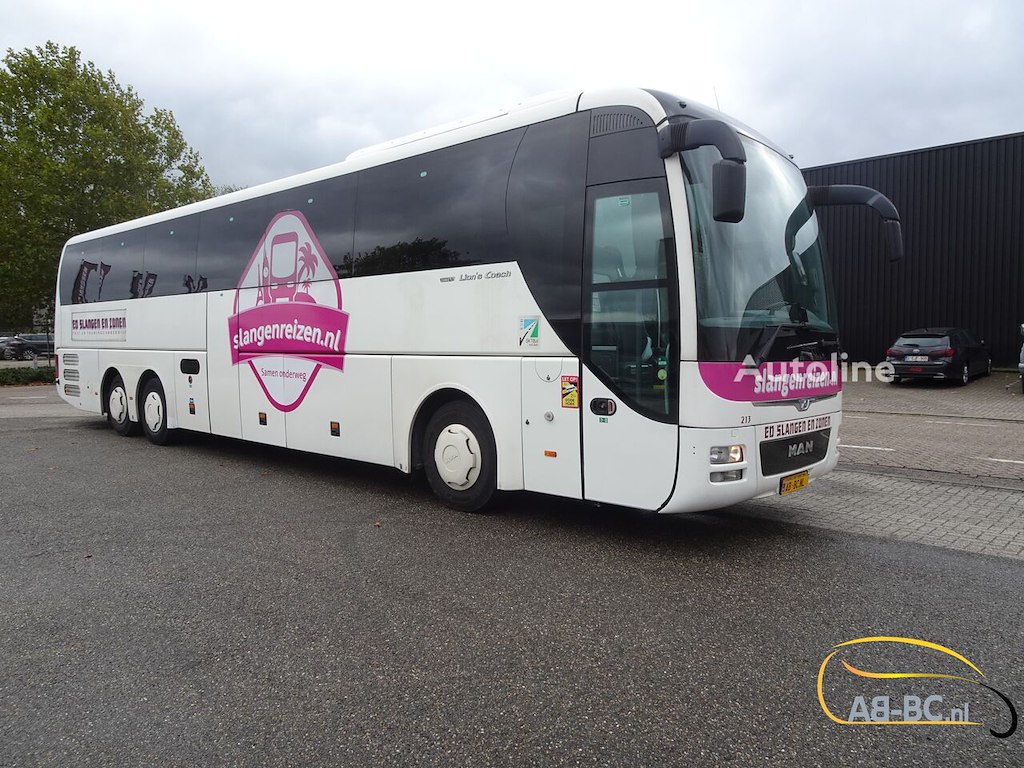 MAN Lions Coach R08 - 63 Seats EURO 6 turistički autobus