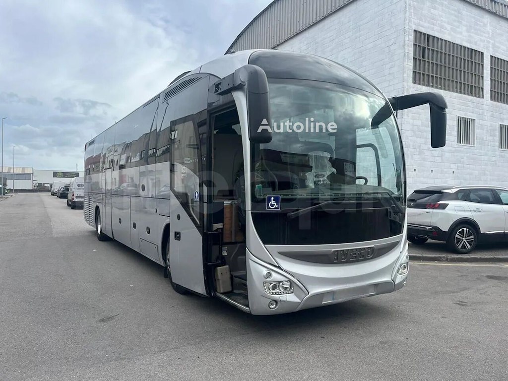 Prodaje se IVECO Magelys turistički autobus na aukciji