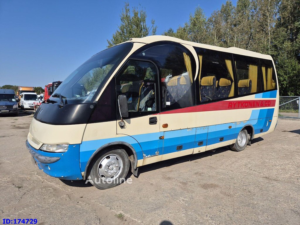 Mercedes-Benz Vario 815 26-Seater turistički autobus