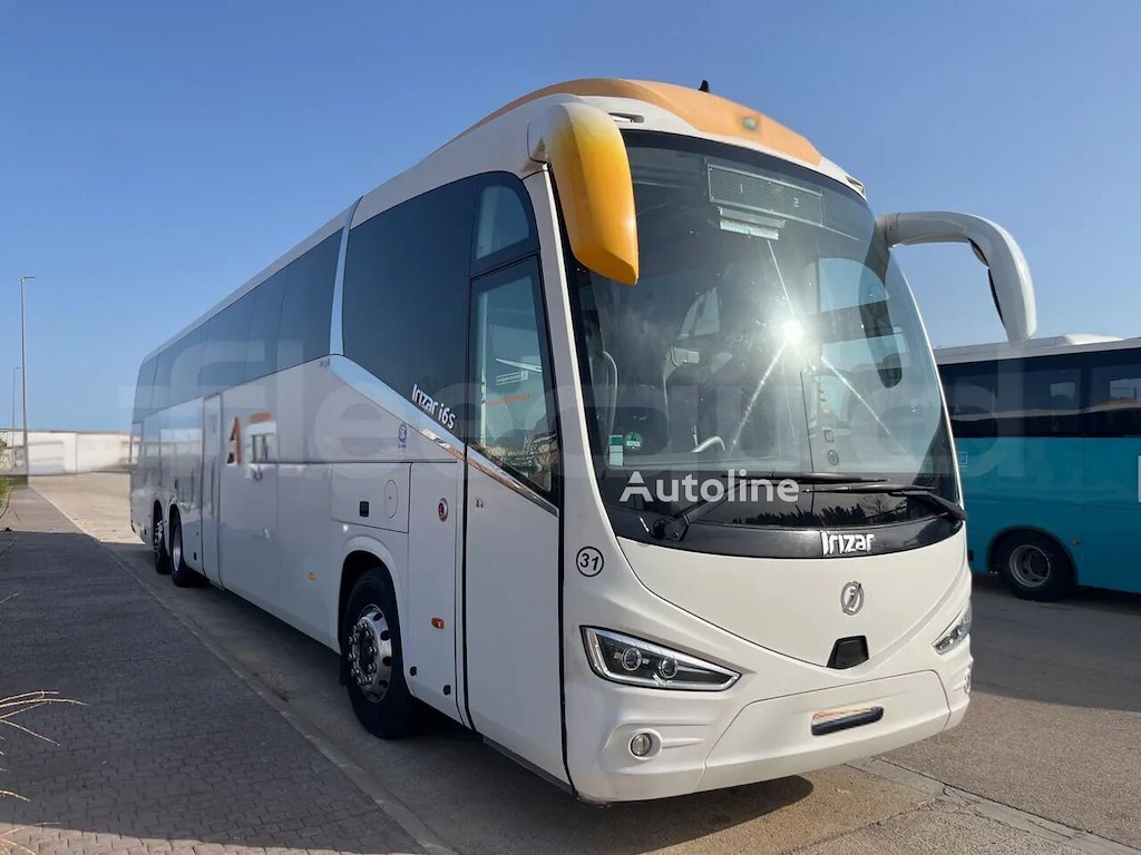 Prodaje se Irizar i6 turistički autobus na aukciji