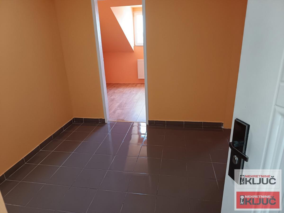 KLISA, 32m2, Jednoiposoban, Odmah useljiv