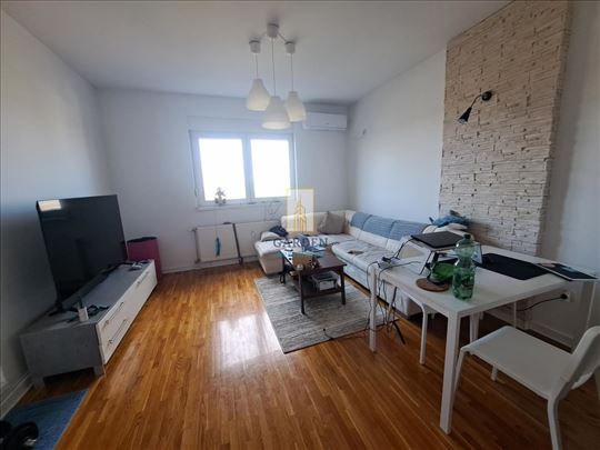 Duanvske terase dvoiposoban namešten stan