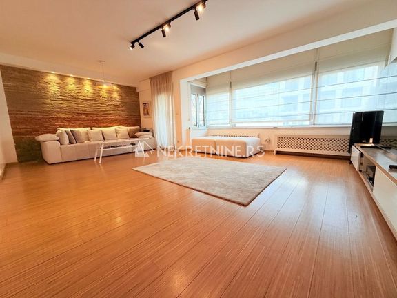 Top location with Parking, LUX