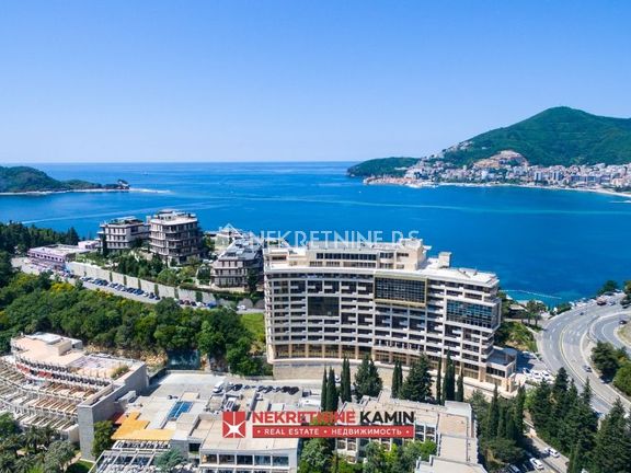 Luksuzan jednosoban stan 44m2 u kompleksu Harmonija, Zavala, Budva