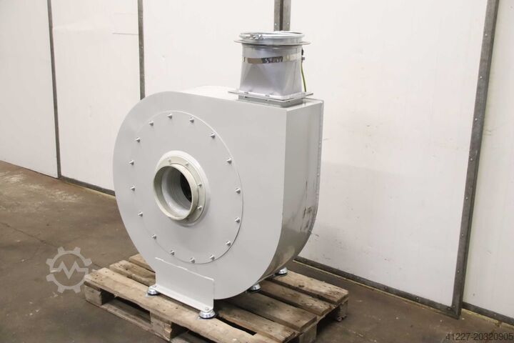 Tlačni duvač 9,2 kW
cimme CBJ G06330 E4 RD Lüfterrad Ø 660 mm