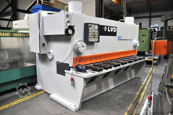 Hidraulične giljotine makaze
LVD MVC 3100 x 20 mm