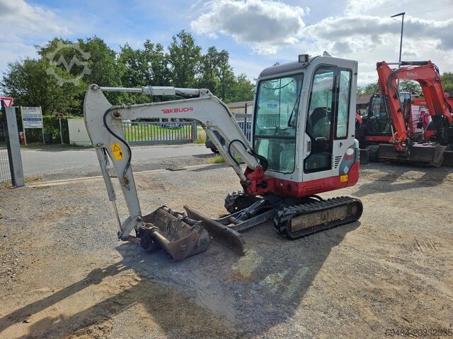 Mini bager
Takeuchi TB 219