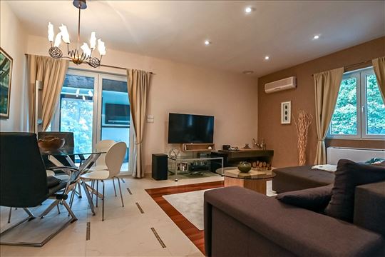 TOP ponuda, LUX kuća, 126m2, 3.0, Guncati,Barajevo