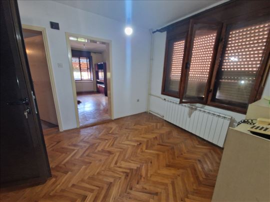 Veća kuća u širem centru grada