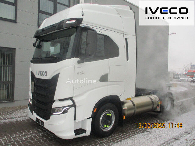 IVECO AS440S46T/P 2LNG tegljač