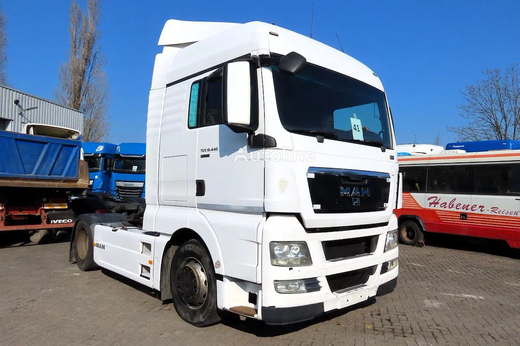 MAN TGX 14.440 RETARDER, FRIGO, 2 beds tegljač