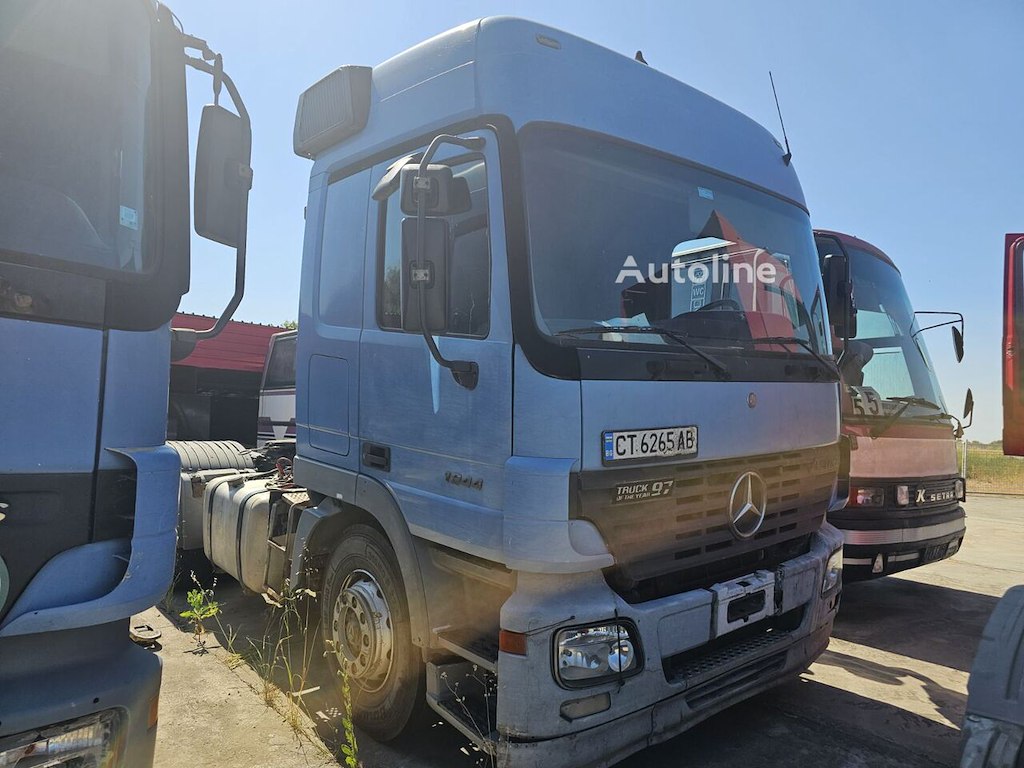 Mercedes-Benz Actros 1844, 3 pedals tegljač