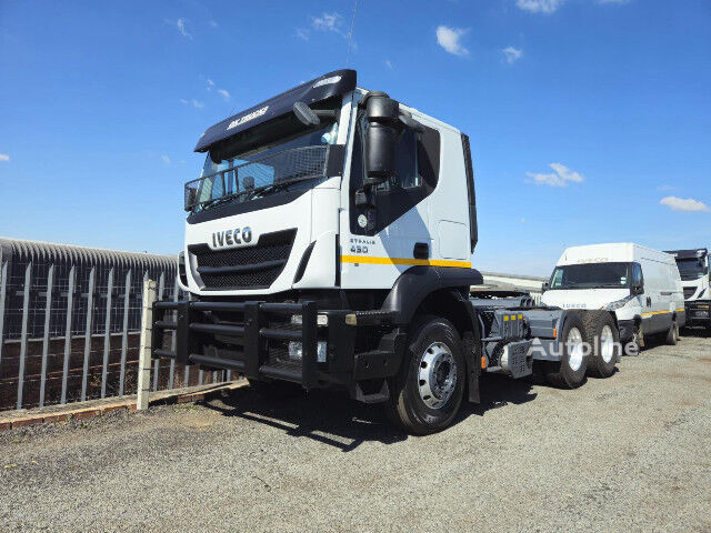 IVECO AT700S43TZ STEEL tegljač