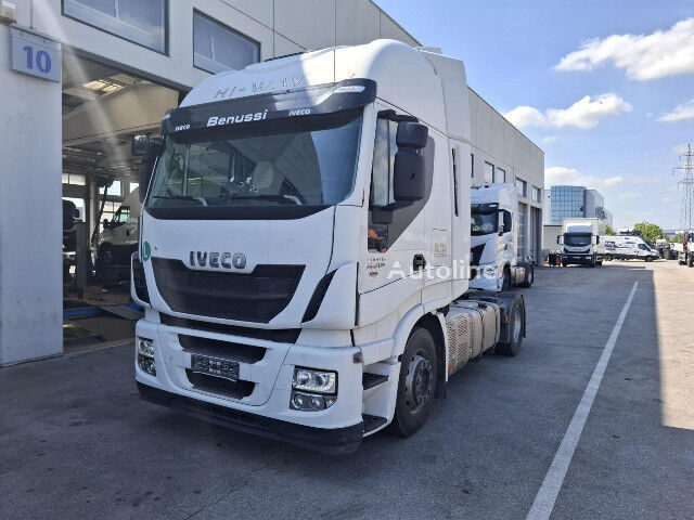 IVECO Stralis AS440S46T/P tegljač