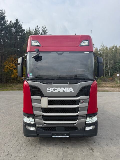 Scania R450 tegljač