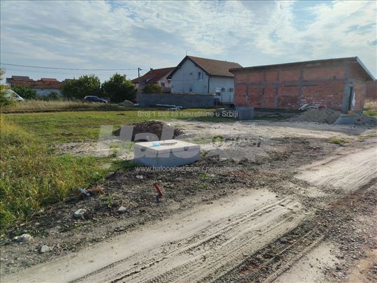 Plac - naselje Mali Zbeg