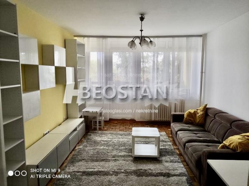 Novi Beograd - Blok 70a #64768 750 €