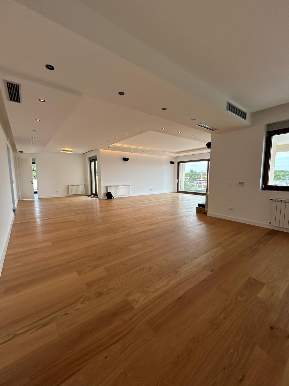 DEDINJE Penthaus + 10 garažnih mesta ID#2386 6.900 €