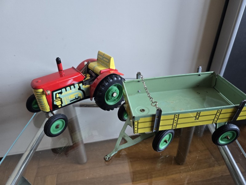 Retro 1990(Kovap,Czech Republic)Tin Litho KON Tractor