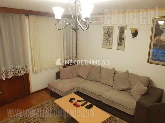 #9370, Izdavanje, P.P., KRUNSKA, 850 EUR