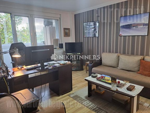 #49615, Izdavanje, P.P., LION, 400 EUR