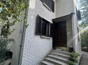 Izdavanje Kuća - Beograd, Voždovac: Medaković