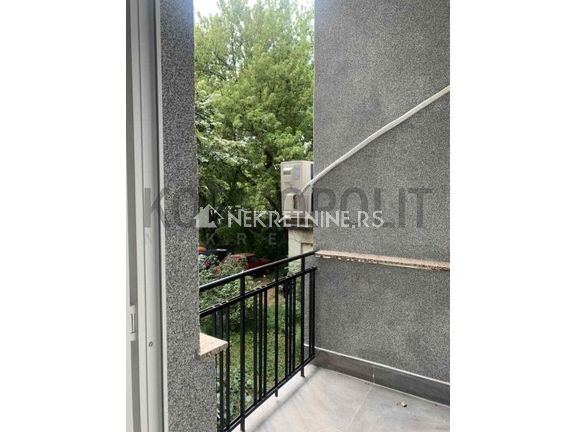 Voždovac, Ustanička, Ustanička , 3.5, 70m2, 900 EUR