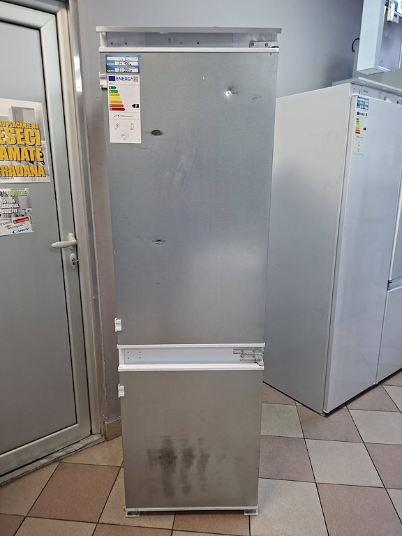 Ugradni frižider Candy CBL3518F, 177 cm