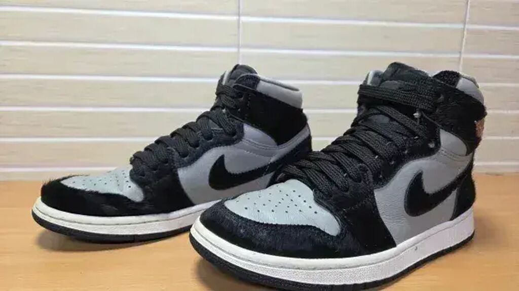 Nike Jordan 1 (br.38) patike su u dobrom stanju kao što se vidi i na