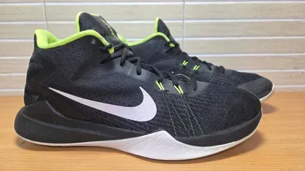 Nike Zoom Evidence (br.45,5) patike su u odličnom stanju kao što se