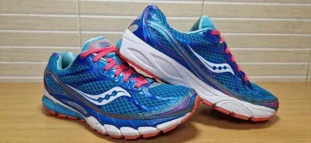 Saucony Ride 7 (br.40) patike su u odličnom stanju kao što se vidi i