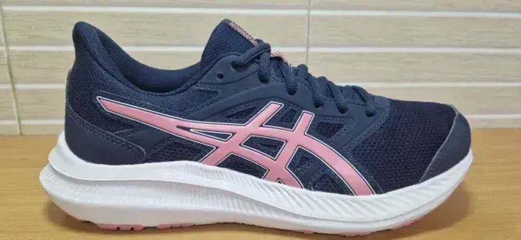 Asics, 39