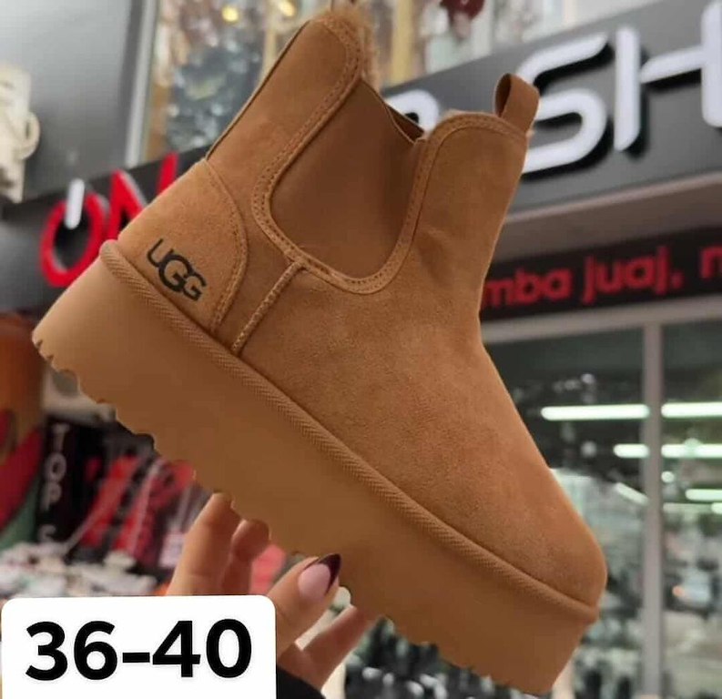 Ugg obuća 40