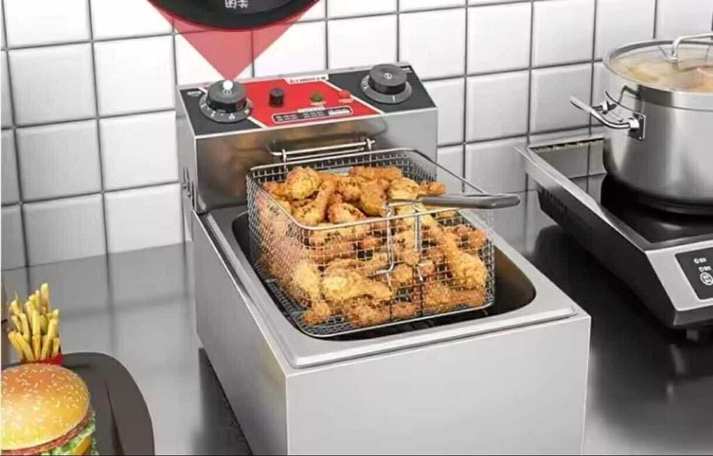 Friteza 6l 9399 din    Professional grade air fryer comes with UL