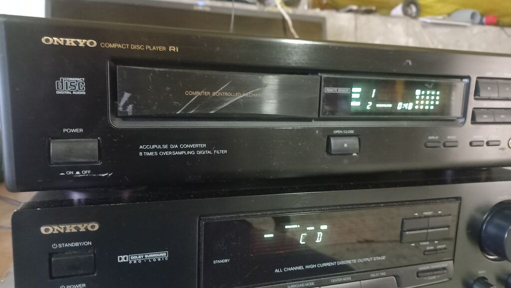 Onkyo DX-7011 – CD plejer R1 serije - Formati: Compact Disc Digital