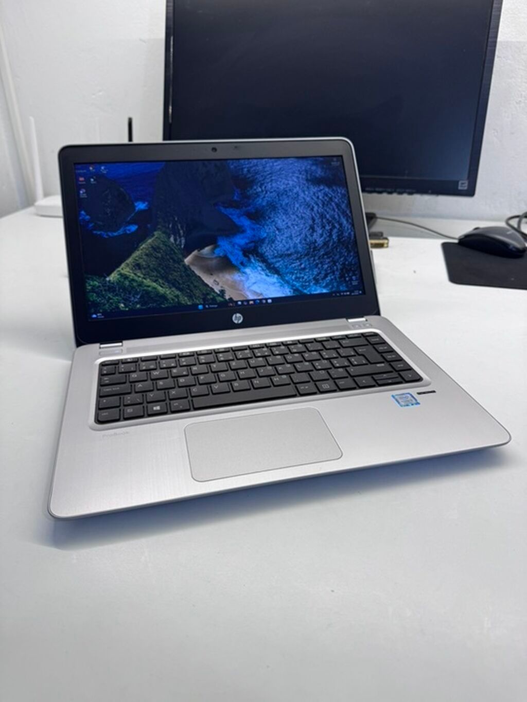 Laptop HP ProBook 440 G4 14.0Full HD/I5 7gen/8gb ddr4/120gb Na