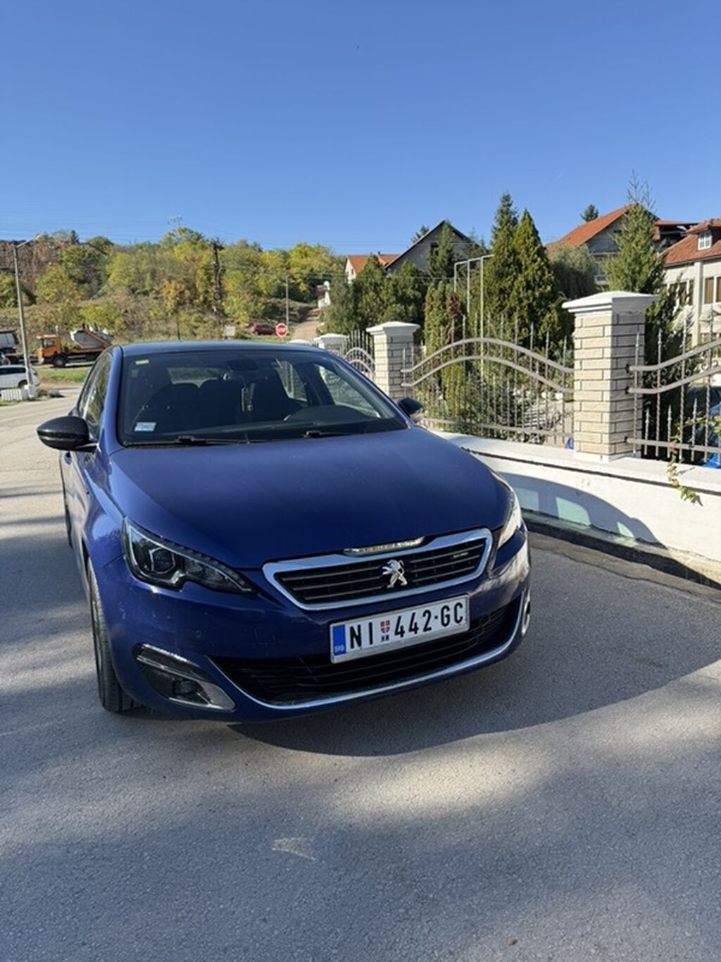 Peugeot 308: 1.2 l | 2016 г. 185000 km Hečbek