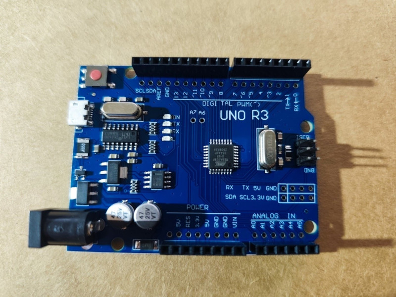 Arduino UNO