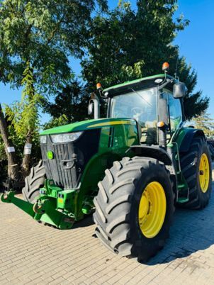 John Deere 7250R traktor točkaš