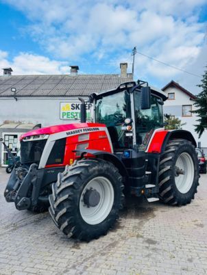 Massey Ferguson 8S.225 traktor točkaš