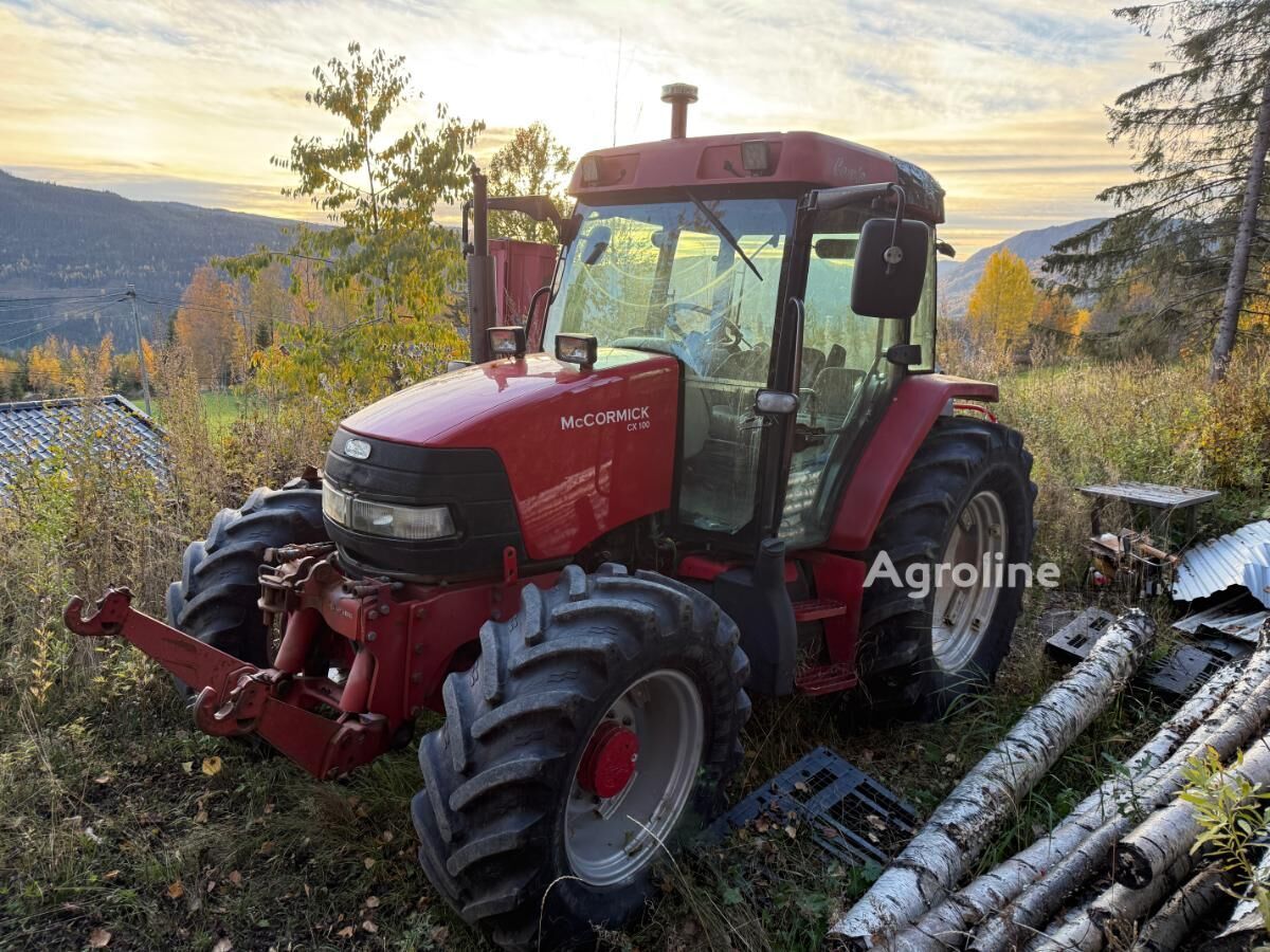 Prodaje se McCormick C100 traktor točkaš na aukciji