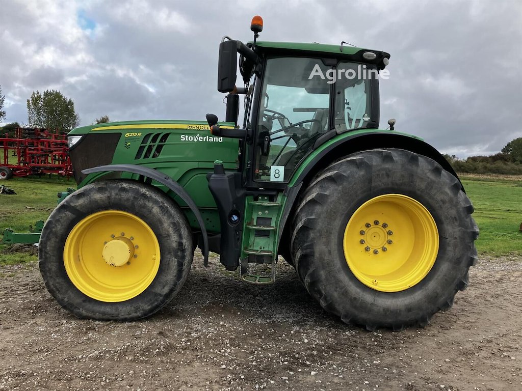 John Deere 6215R traktor točkaš
