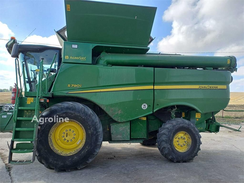 John Deere S790 kombajn za žito