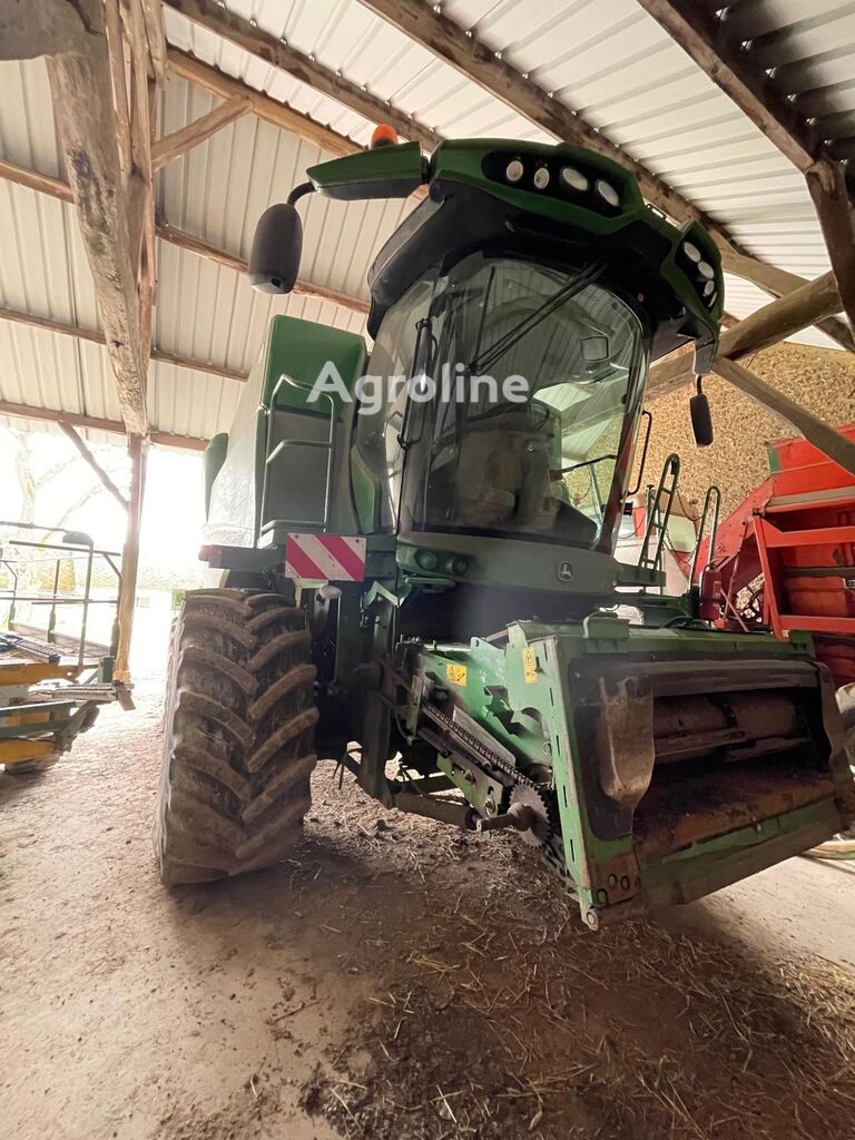 John Deere S670 kombajn za žito
