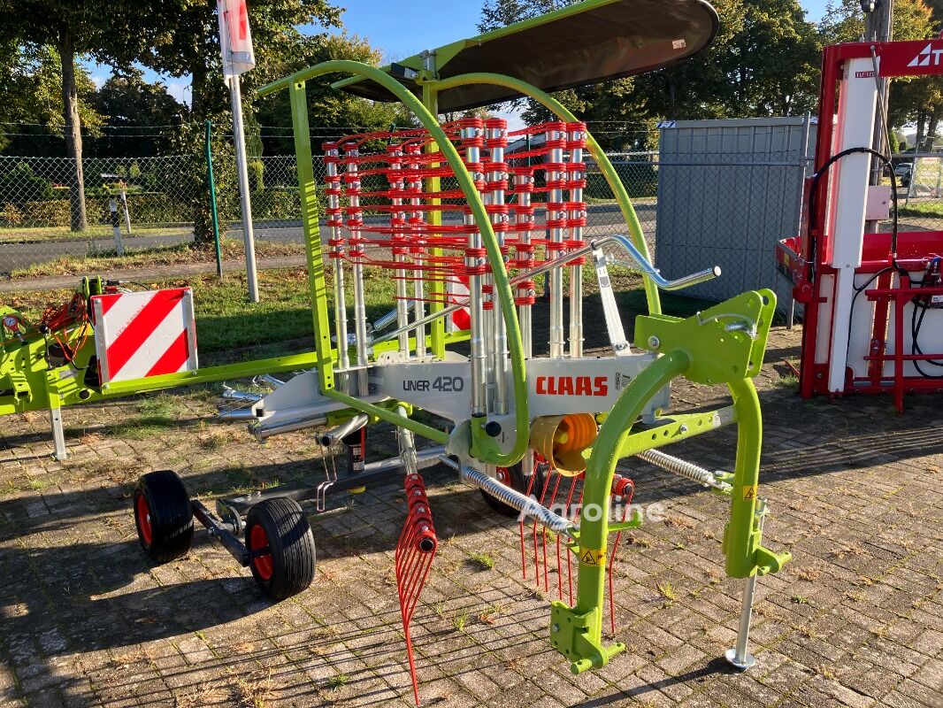 Novi Claas Liner 420 sakupljač sena
