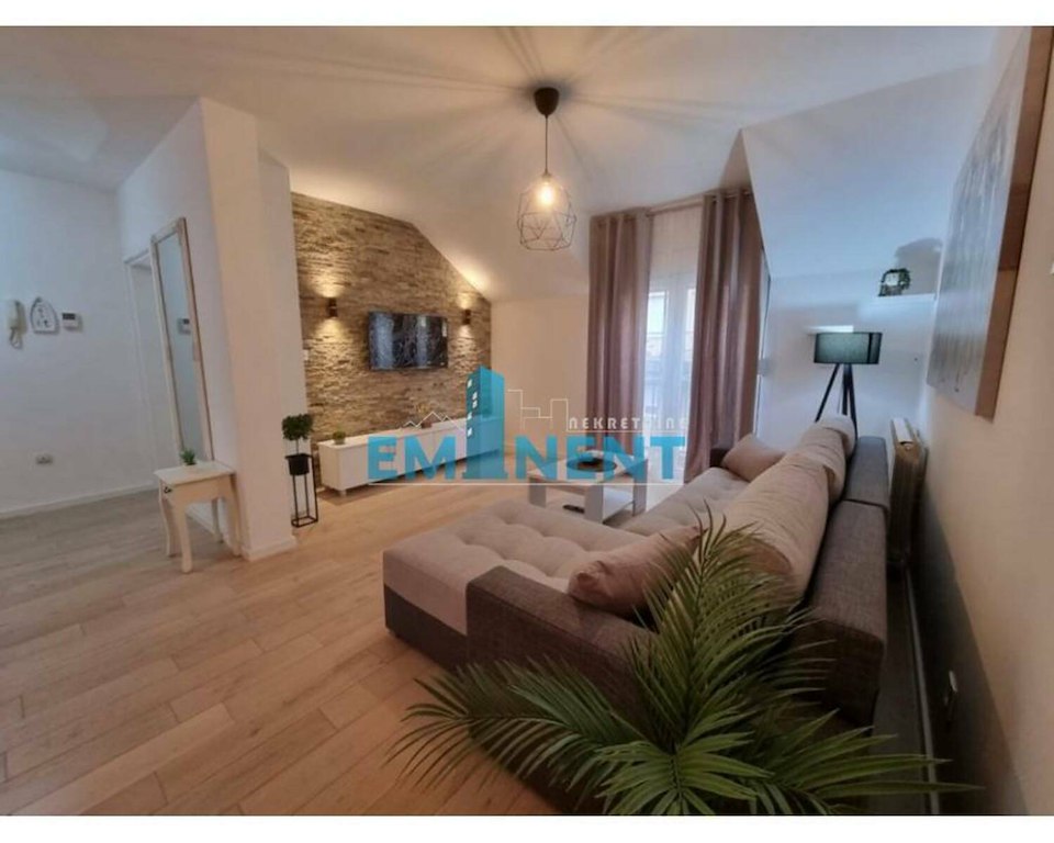 Vračar, Južni Bulevar, Vardarska, 2.0, 50m2, 700 EUR