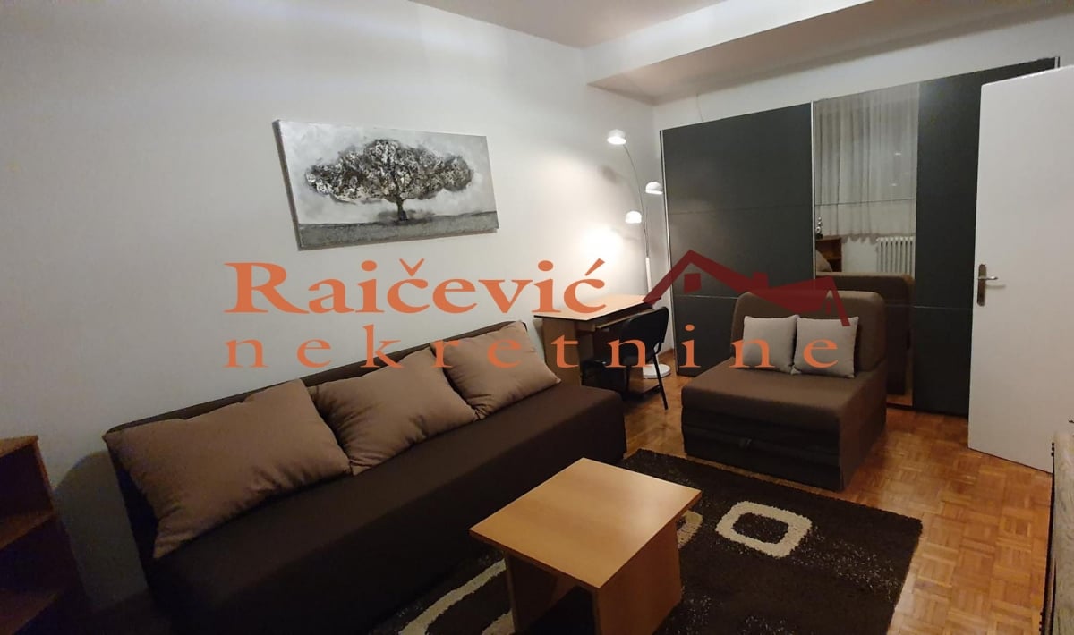 NOVI BEOGRAD BLOK 21 32m2 , 138000e