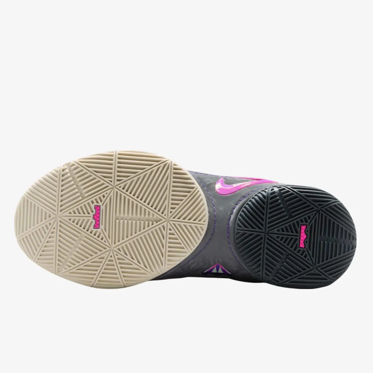 NIKE Patike LeBron 22