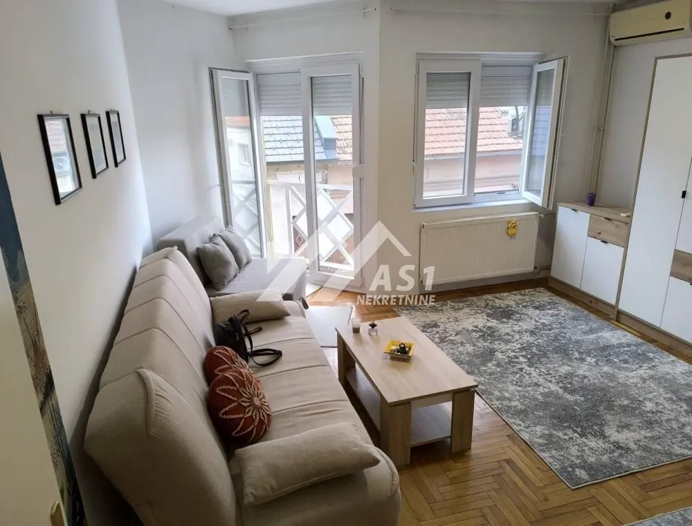 Izdavanje, stan, 28m2, Podbara, Novi Sad, Novi Sad